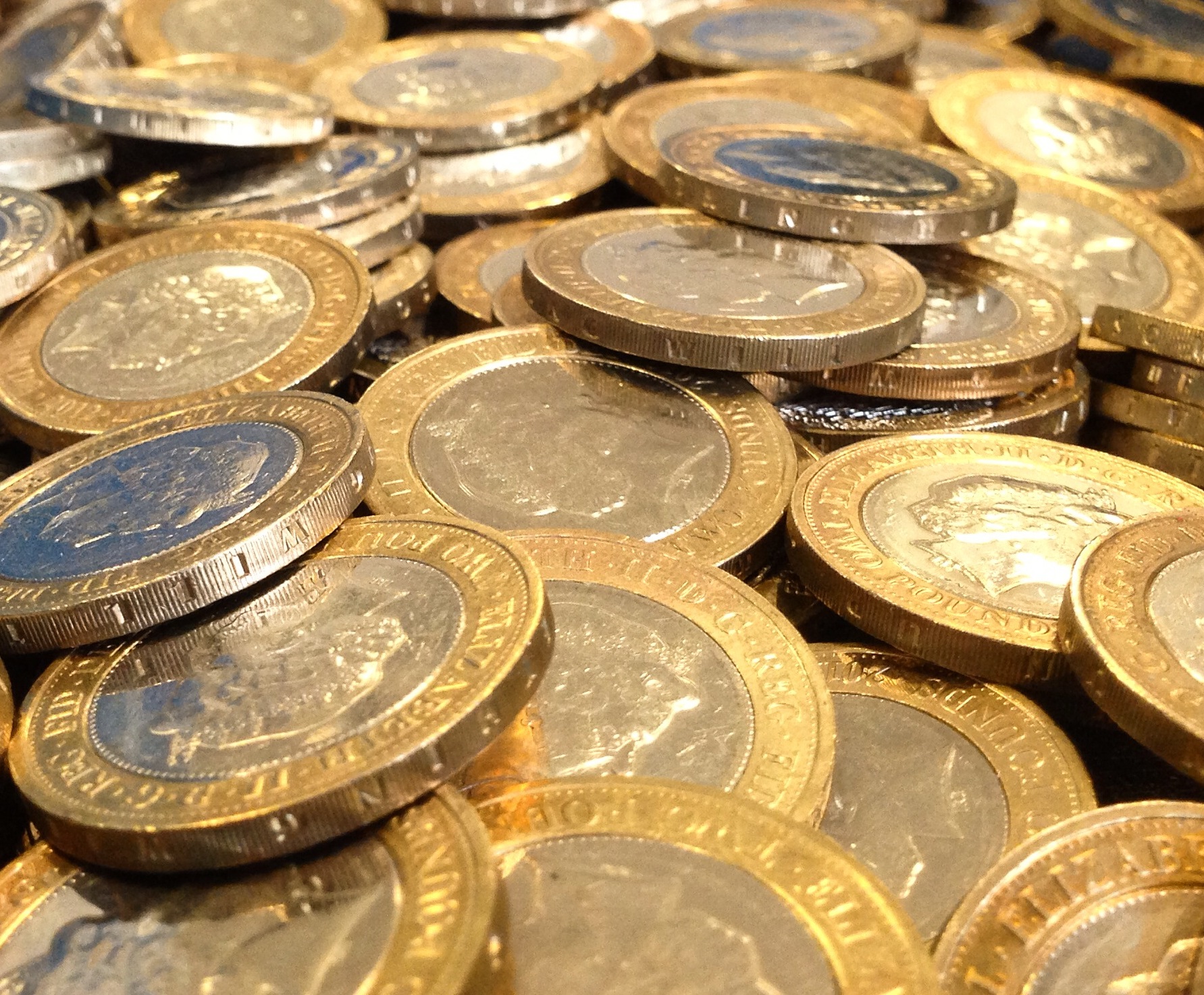 Did you know this £2 coin celebrates VE Day? - Change Checker